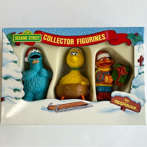Sesame Street | Holiday | Sesame Street Christmas Collector Figurines ...